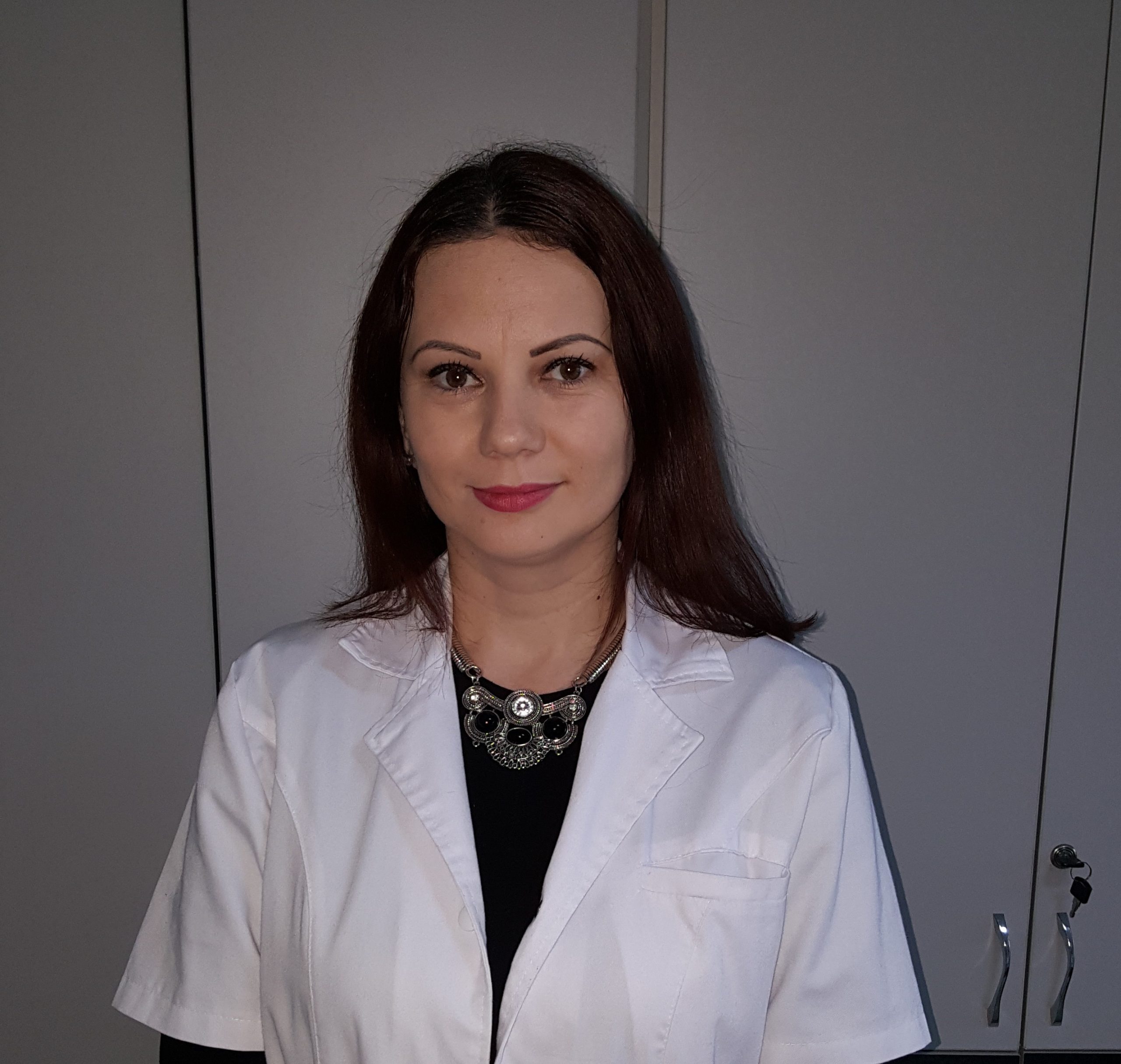 Boala de reflux gastroesofagian – cauze, simptome, tratament