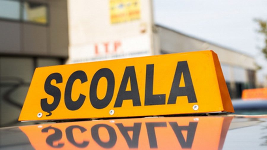 Schimbări majore pentru examenul de permis auto. Sala se va putea da ...