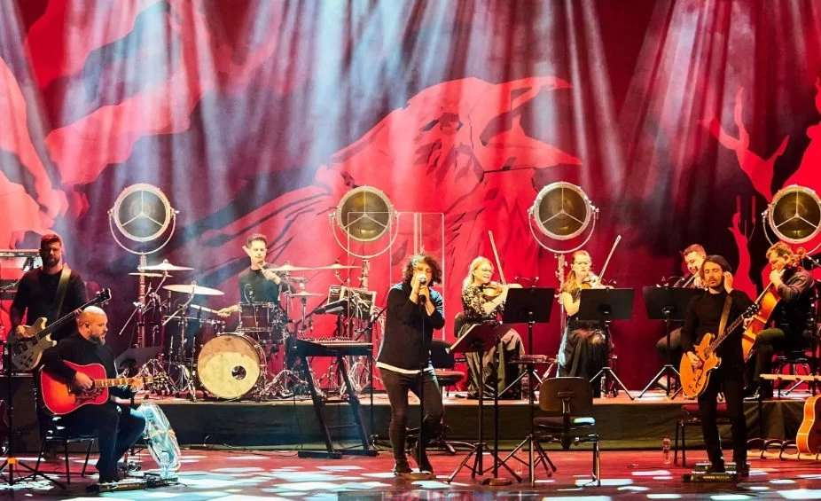 ALTERNOSFERA vine la Sibiu. Trupa prezintă concertul Theatroll | Corbul ...
