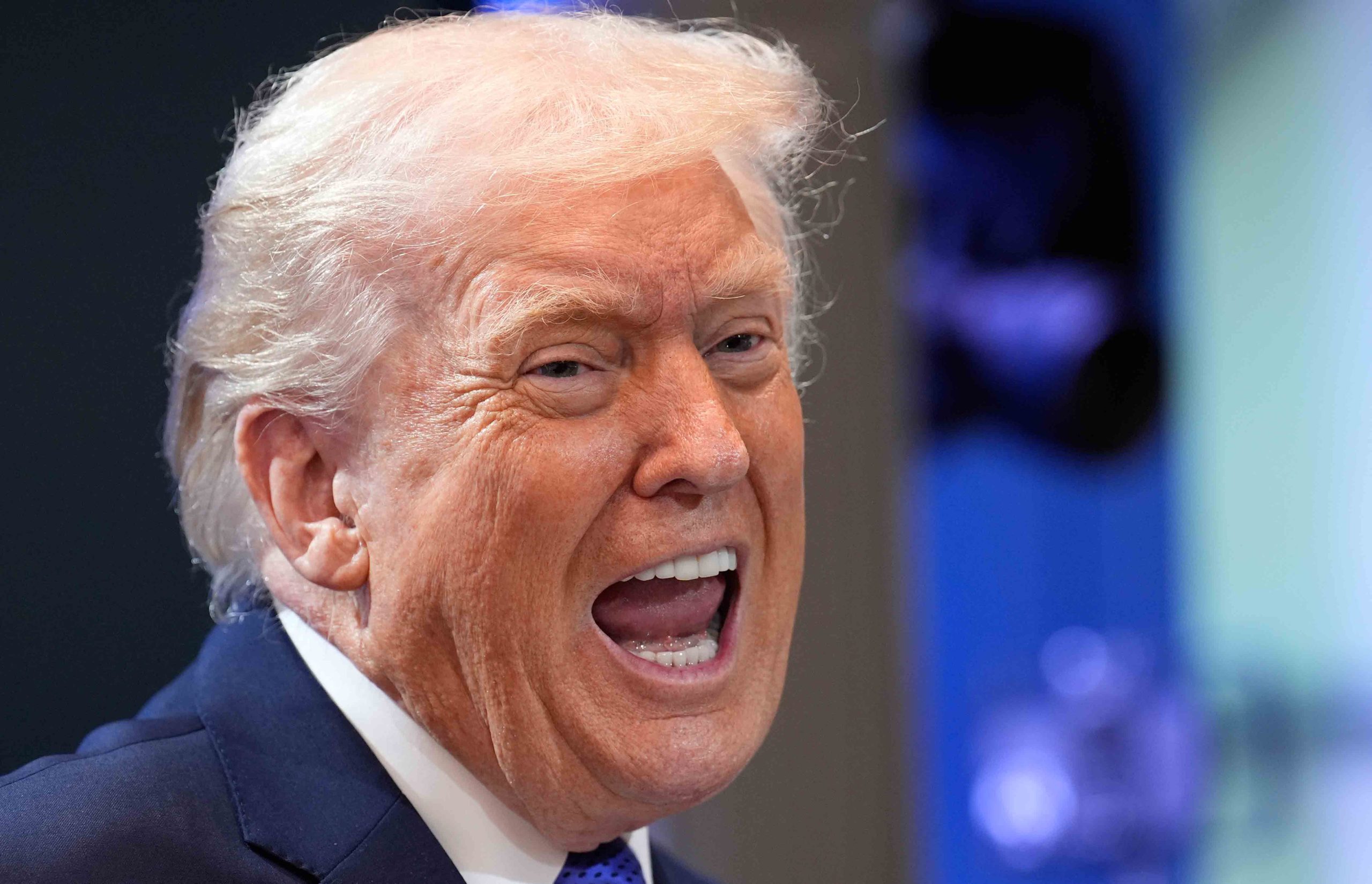 "Deschideți strâmtoarea sau iadul…": ieșirea violentă a lui Trump ...